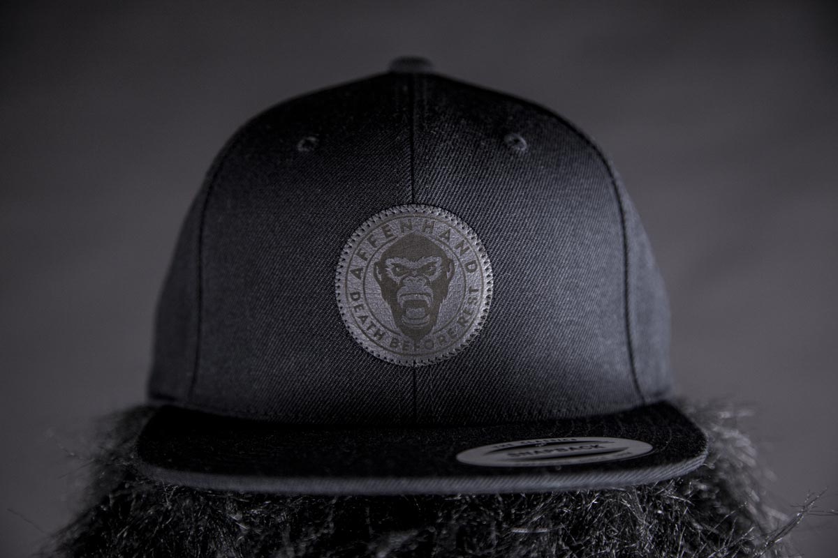 Affenhand Snapback mit Leder Patch