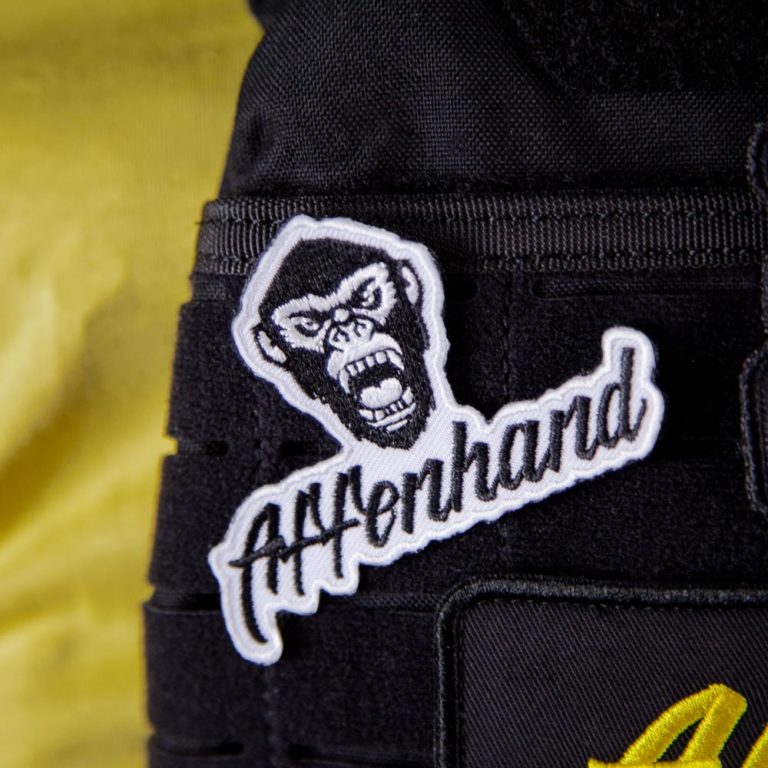 Affenhand Snapback mit Leder Patch